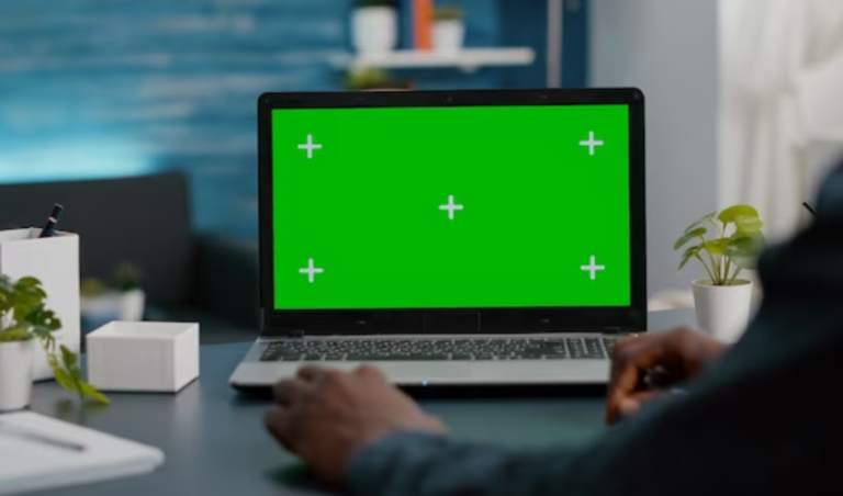 [Fixed] Why Is My Laptop Screen Green? - AppHut