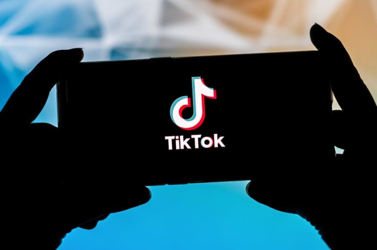 [Latest Guide] How to Make Pictures Go Faster on TikTok? - AppHut